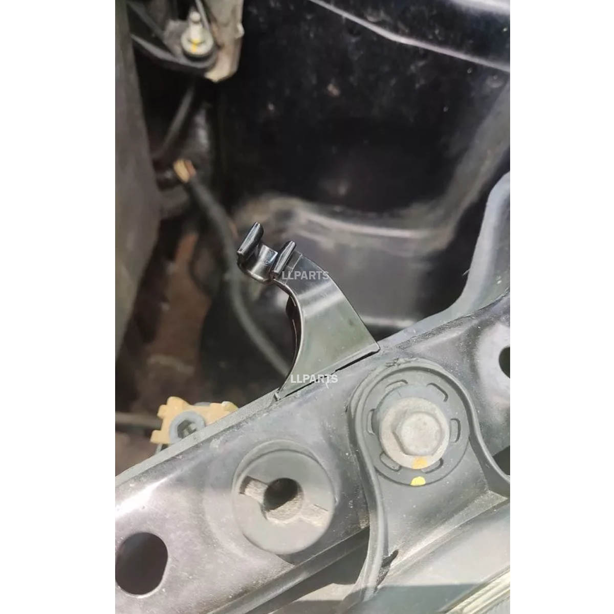 Perodua Viva All Model Front Bonnet Stand Clip Hood Stand Clip | Shopee ...