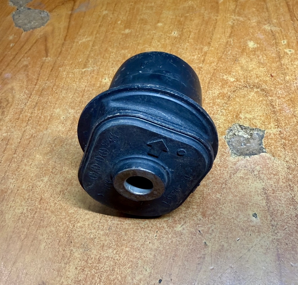 PERODUA BEZZA 2016 REAR AXLE BUSH 48725-BZ060 READY STOCK | Shopee Malaysia