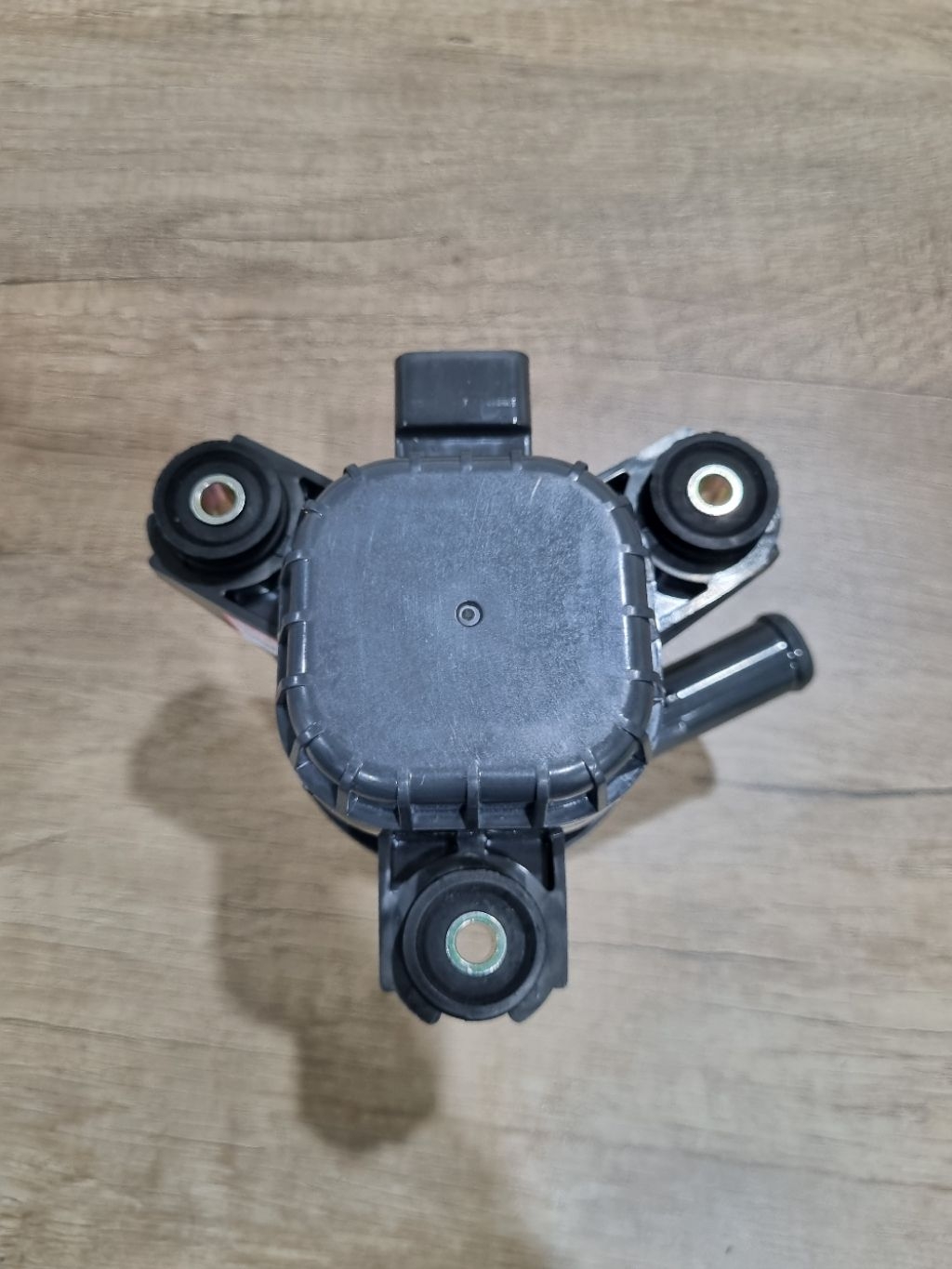 TOYOTA CHR,PRIUS ZVW30,LEXUS CT200,ALTIS ELECTRIC COOLANT WATER PUMP ...