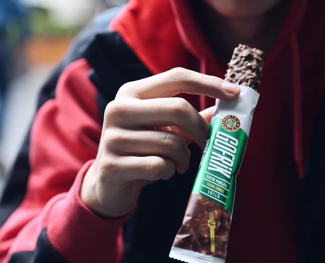 GOFRIK Wafer Bar Pistachio Milk Chocolate 24g – Halal Long Coklat ...