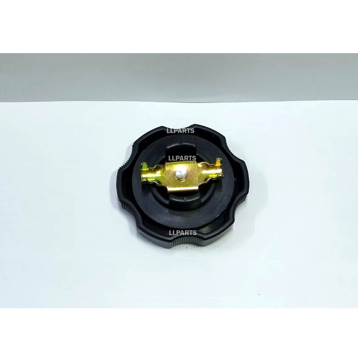 Proton Wira Saga Iswara 12V Engine Oil Cap Penutup Minyak Hitam ...