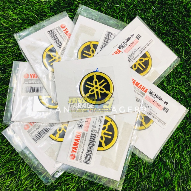 Yamaha EMBLEM LOGO EPOXY GOLD BIG Y15/NVX/AEROX GENUINE ORIGINAL YAMAHA ...