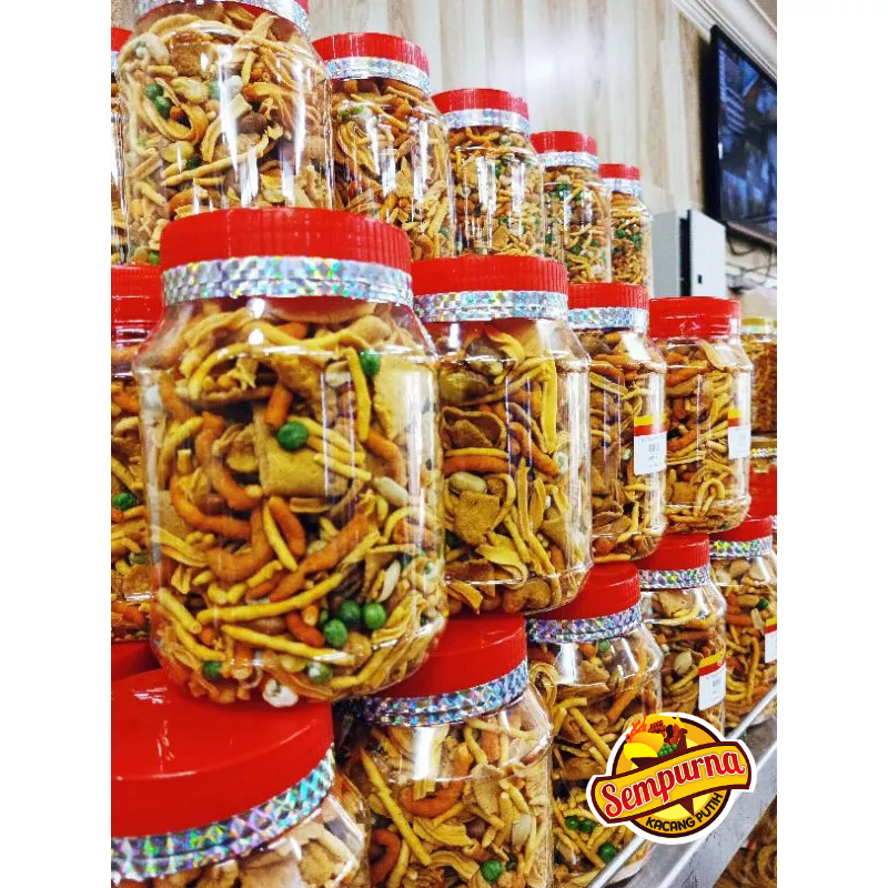 (SMALL BOTTLE) MURUKU CAMPUR MIX NUTS AND MURUKU | Shopee Malaysia