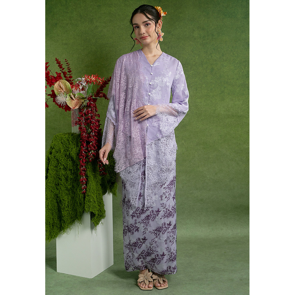 Lubna - Maria Long Kebaya set with Shawl (Female) | Shopee Malaysia