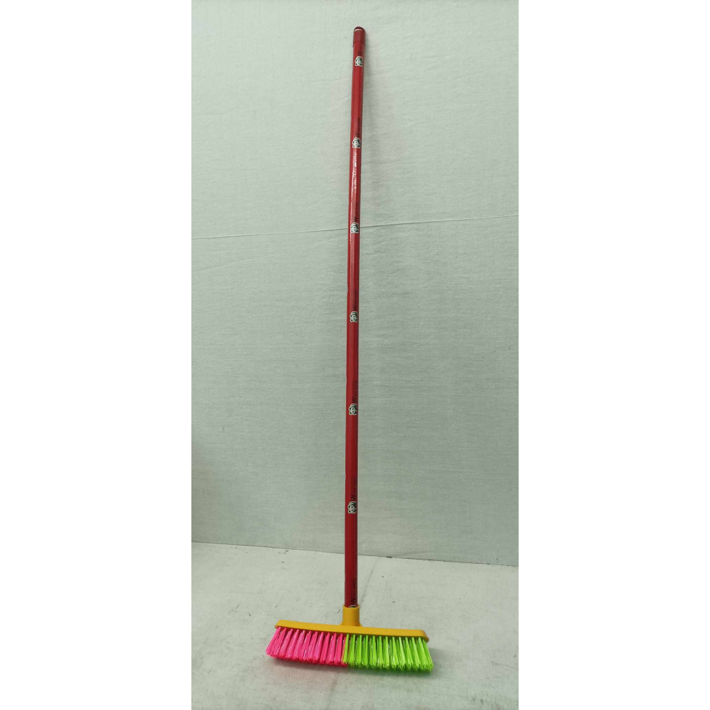 Heavy Duty Plastic Push Brush with Wooden Handle ( 2072 ) | Shopee Malaysia