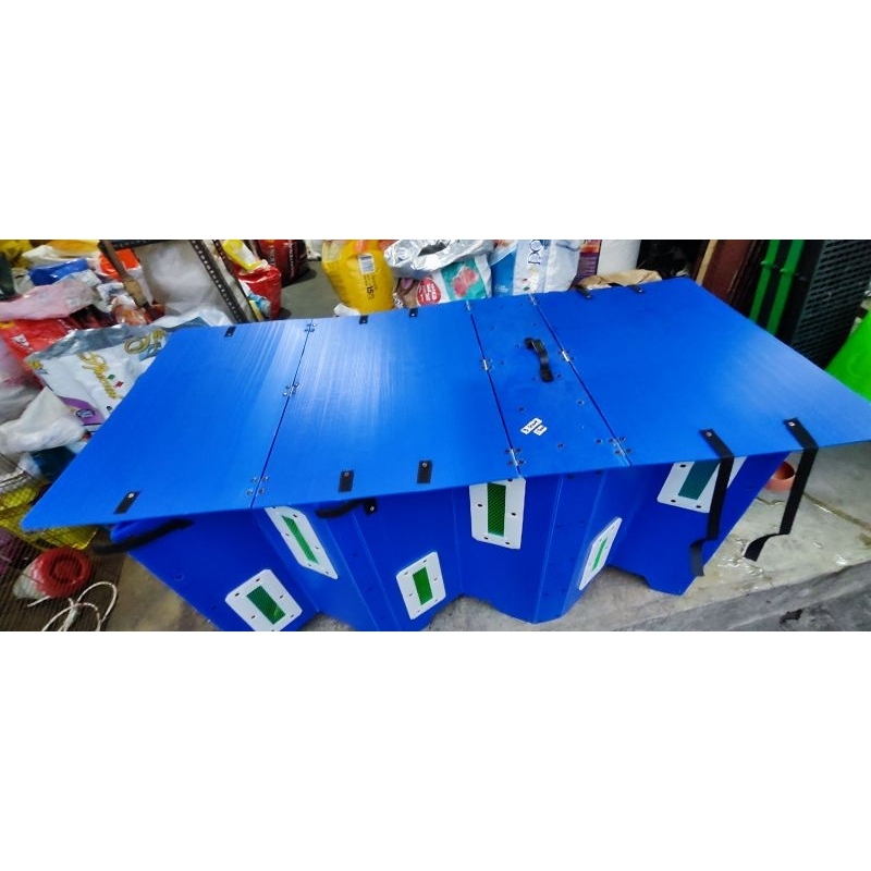 Easy Carry Triple Plastic Folding Cage for Gamefowl(Pangsabong ...