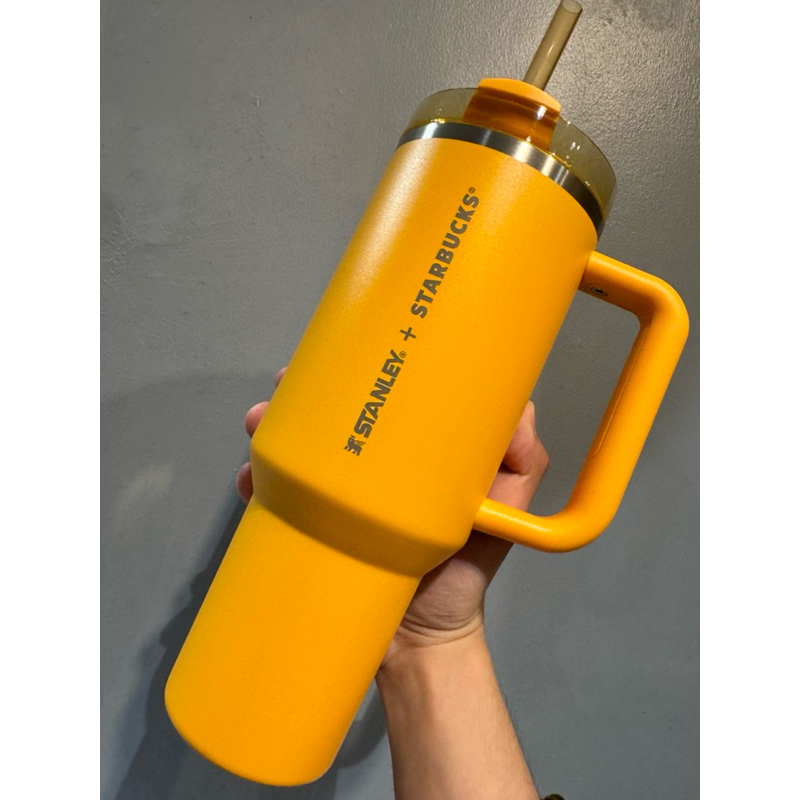 Starbucks 40oz Stanley Mustard Quencher (Starbucks Stanley) | Shopee ...