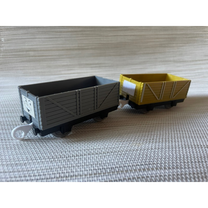 Thomas & Friends Thomas & Friends Troublesome Carriage Set | Shopee ...
