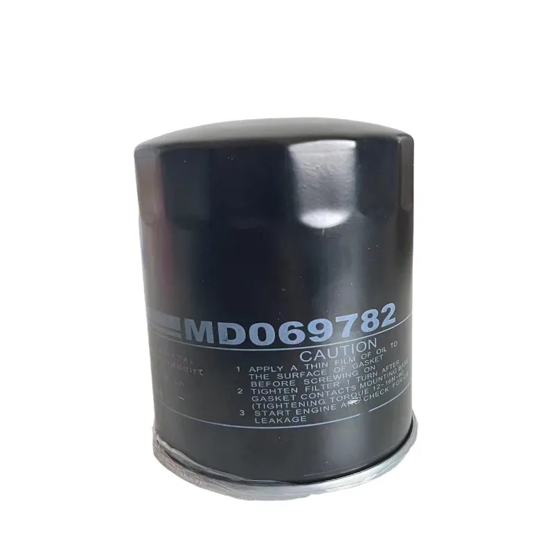 Oil Filter Mitsubishi Adventure / Pajero / L200 / L300 / Montero Gen2 ...