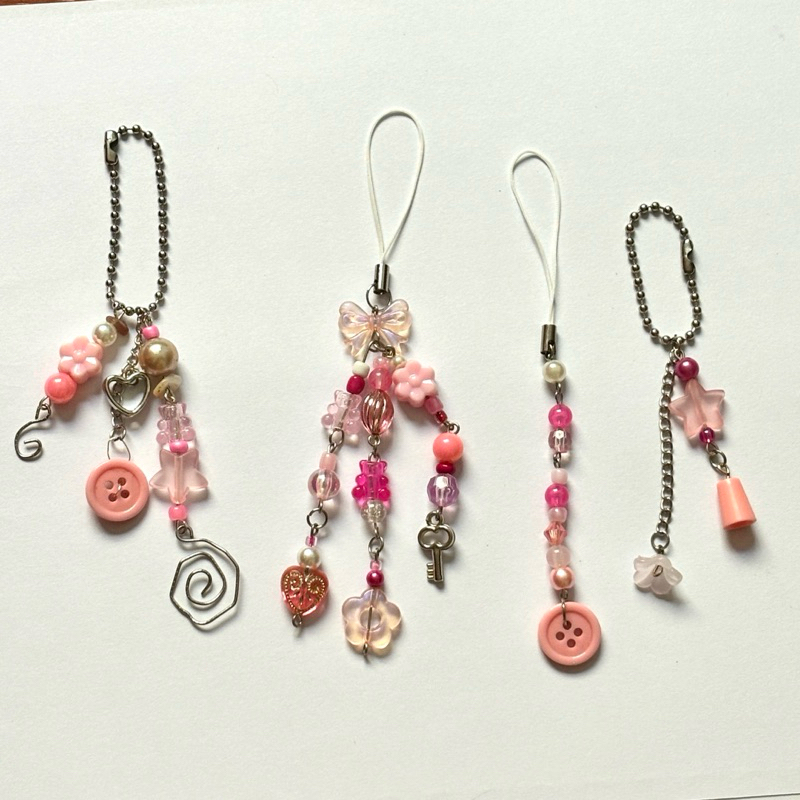 [craftkies] coquette pink keychain ( beaded pendant bag phone charm ...