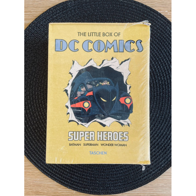The Little Box of DC Comics Hardcover Boxed Set | Shopee Malaysia