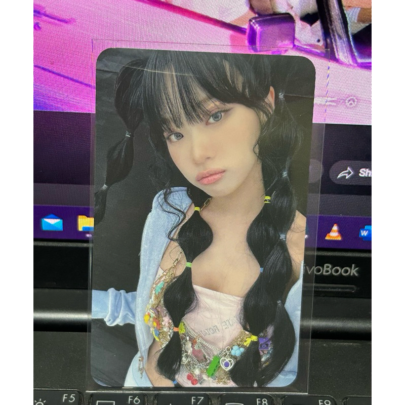 OFFICIAL LE SSERAFIM CHAEWON EASY M2U PHOTOCARD | Shopee Malaysia