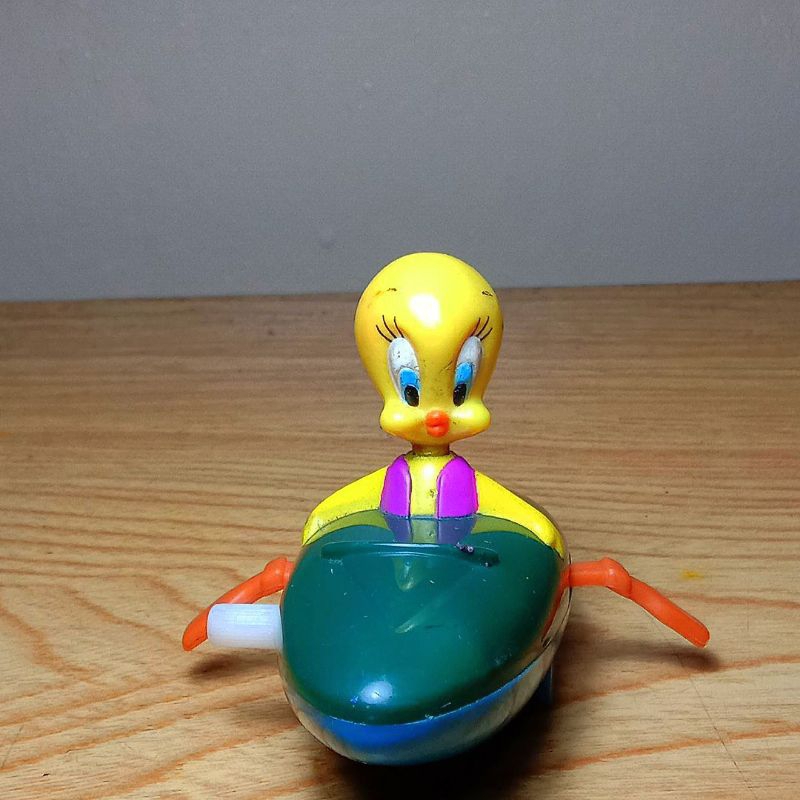 Tweety Bird Looney Tunes Figure Toy with Wheels | Shopee Malaysia