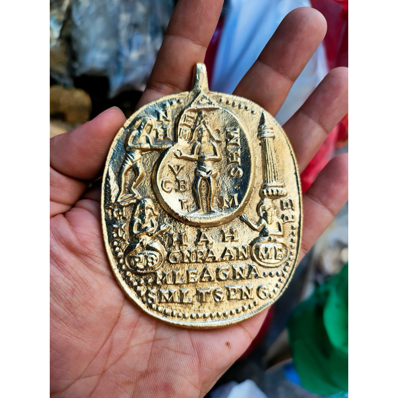 INFINITO DEUS BIG MEDALLION WITH ORACION | Shopee Malaysia