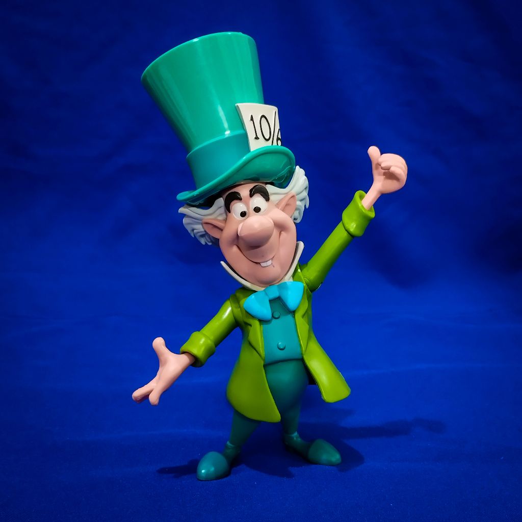 ON-HAND Mad Hatter Figure from the Disney Store Alice in Wonderland ...