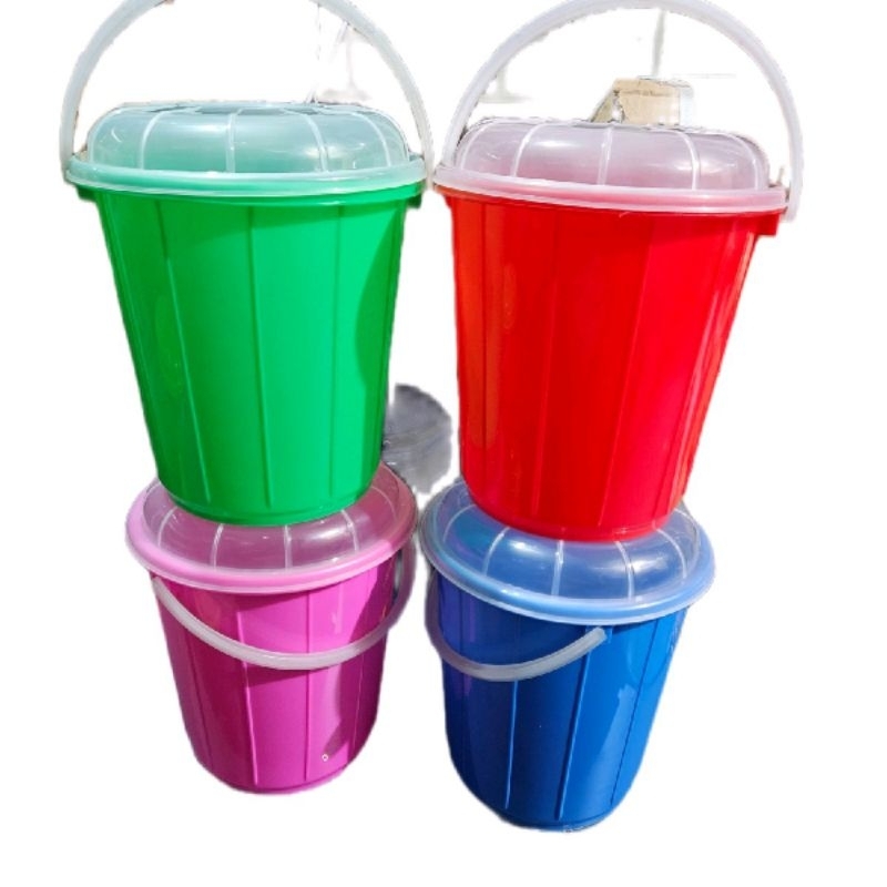 cute 1/2 gal pail (timba) with cover | Shopee Malaysia