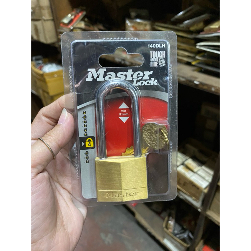 Master Lock Solid Brass Long Shackle Padlock 40mm 140-DLH | Shopee Malaysia