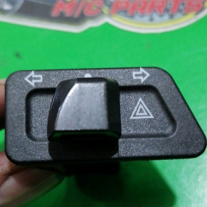 Signal light switch with HAZARD plug N play Beat Carb/Wave/Suzuki Smash ...
