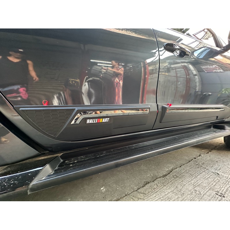 Mitsubishi Triton Strada 2019 - 2023 Body Moulding Ralliart | Shopee ...