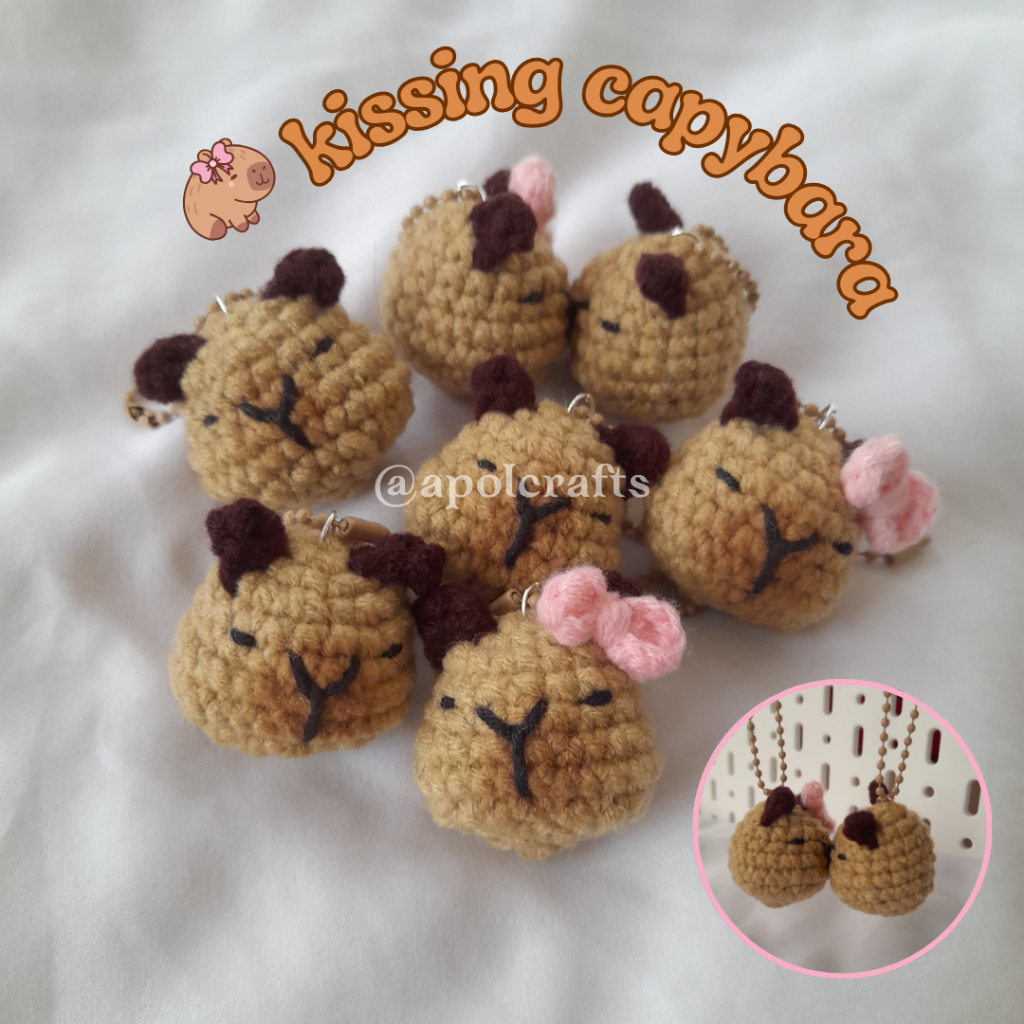 Crochet Kissing Capybara Couple Keychain Magnetic | Shopee Malaysia