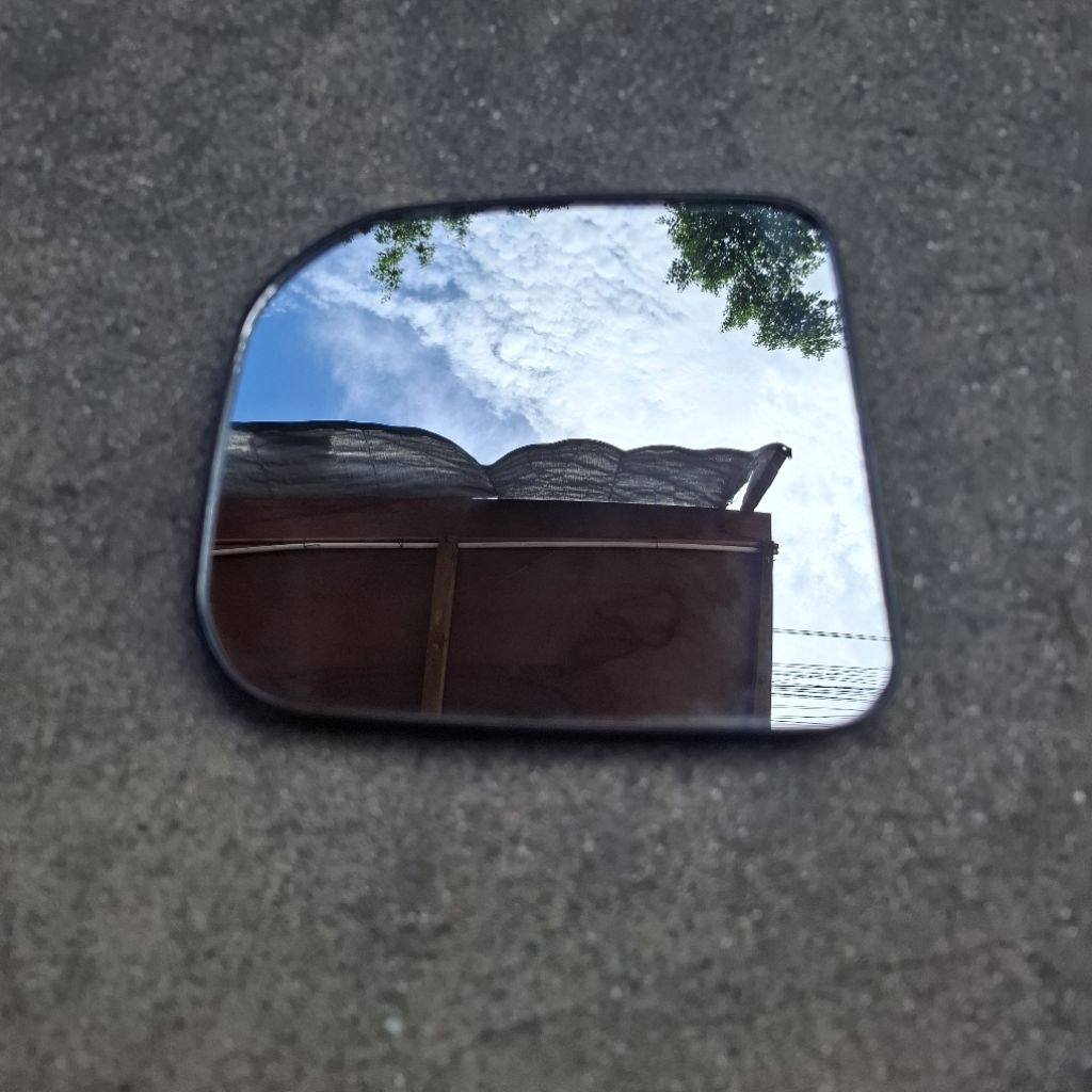 Toyota Wigo 2014-2017 Side Mirror Lens "For Power Mirror Only" (zoomed ...