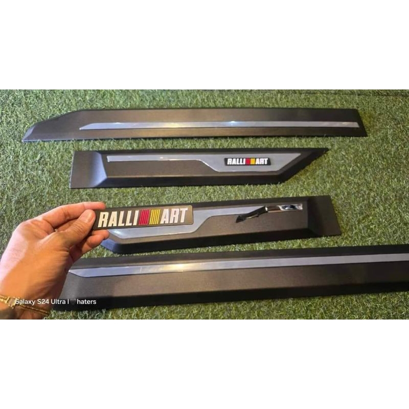 Mitsubishi Xpander RALLI ART Side Moulding/Body Cladding 2017-2025 ...