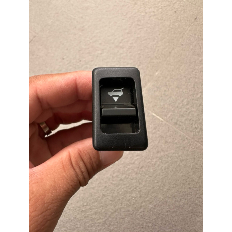 Nissan Trunk Lid Opener Switch | Shopee Malaysia