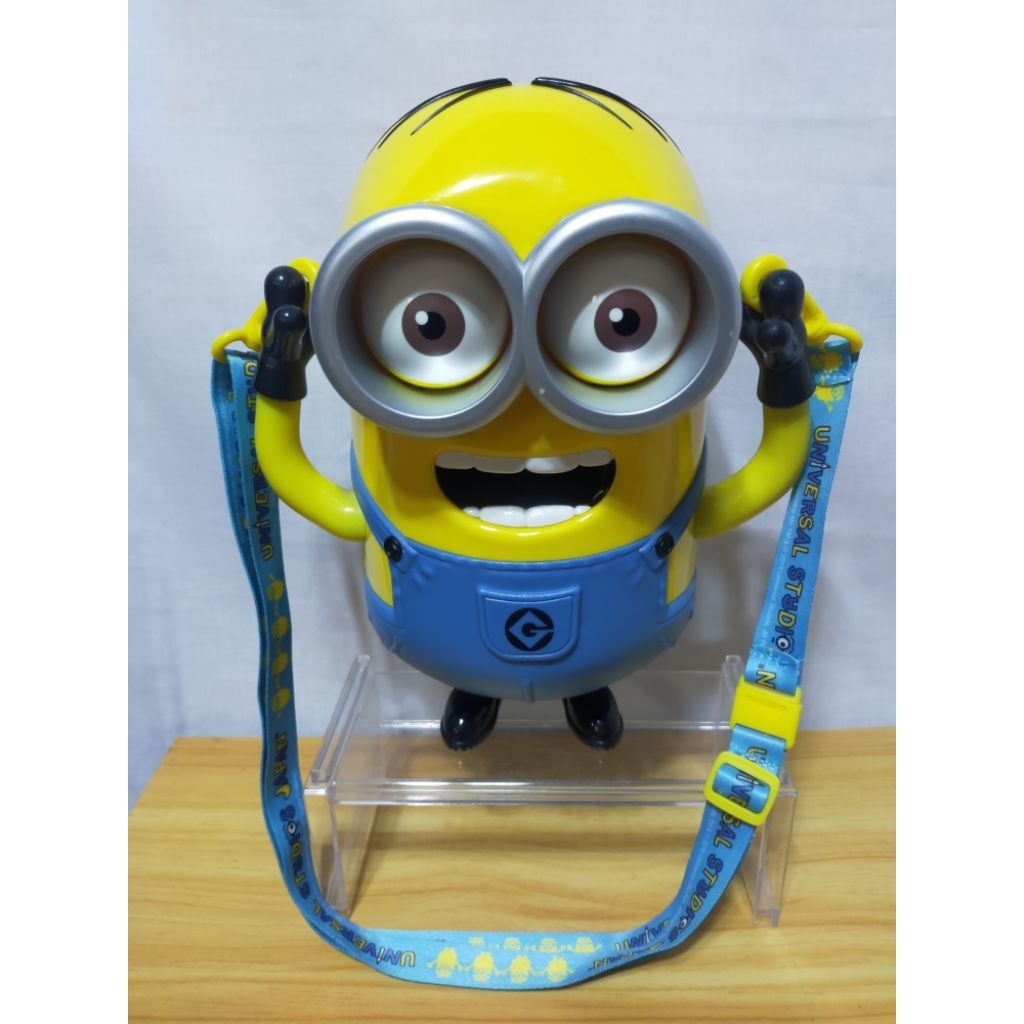 Despicable Me Bob The Minion Popcorn Bucket Universal Studios Eyes Move ...