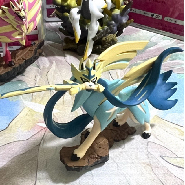 Zacian - Shiny Zacian Pokemon Figure - - Pokemon TCG | Shopee Malaysia