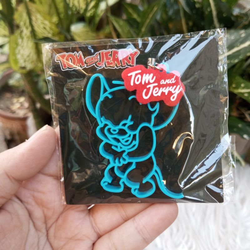 Tom & Jerry Die Cut Rubber Jumping Keychain | Shopee Malaysia
