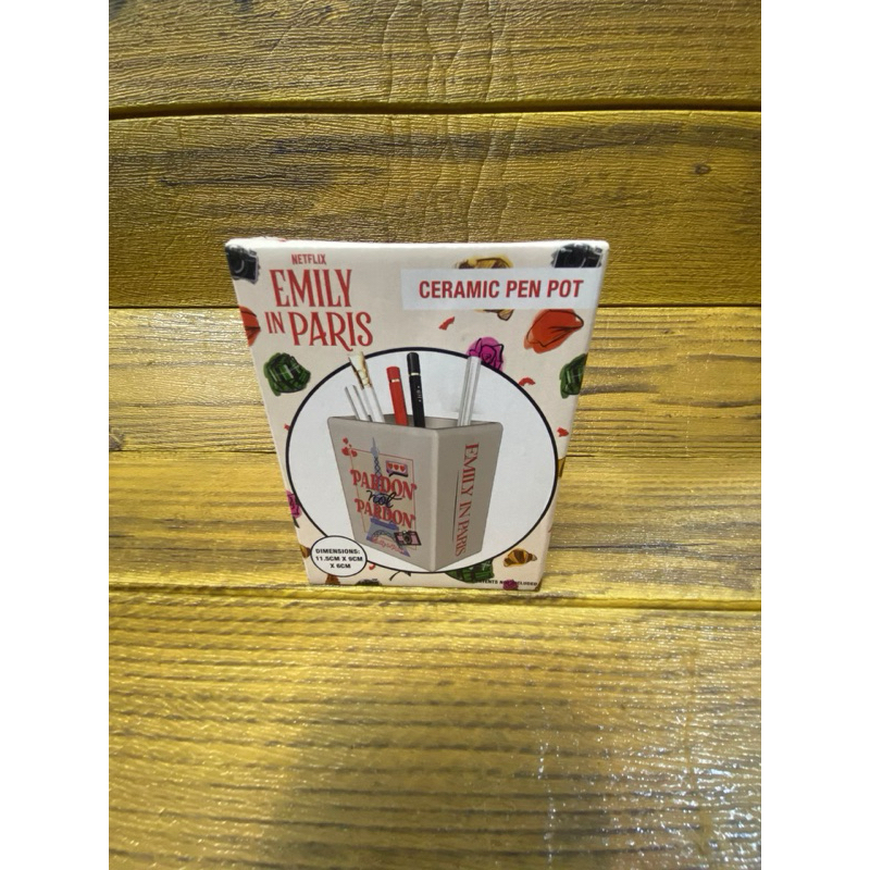 EMILY IN PARIS CERAMIC PEN POT | Shopee Malaysia