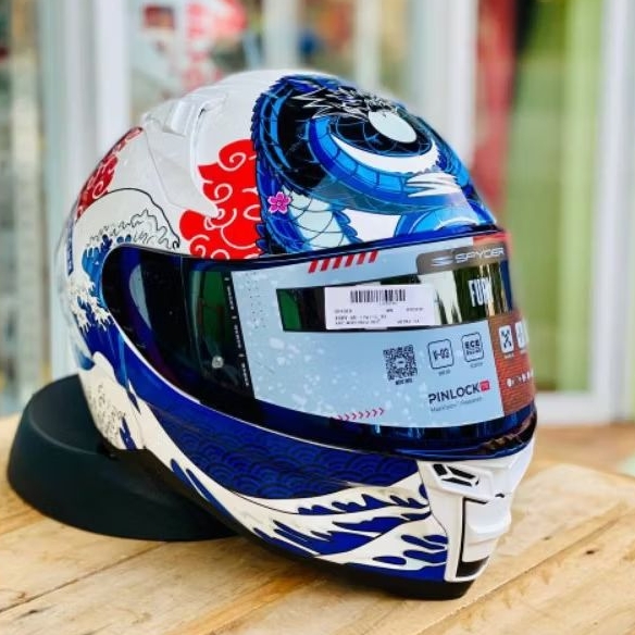 SPYDER HELMET AKIRA 2024 WITH FREEBIES | Shopee Malaysia