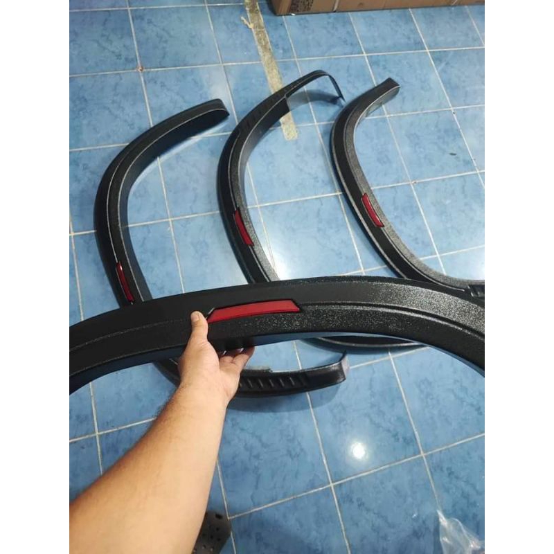 Mitsubishi Strada Slim fender With Reflector ( 2019-2023 ) | Shopee ...