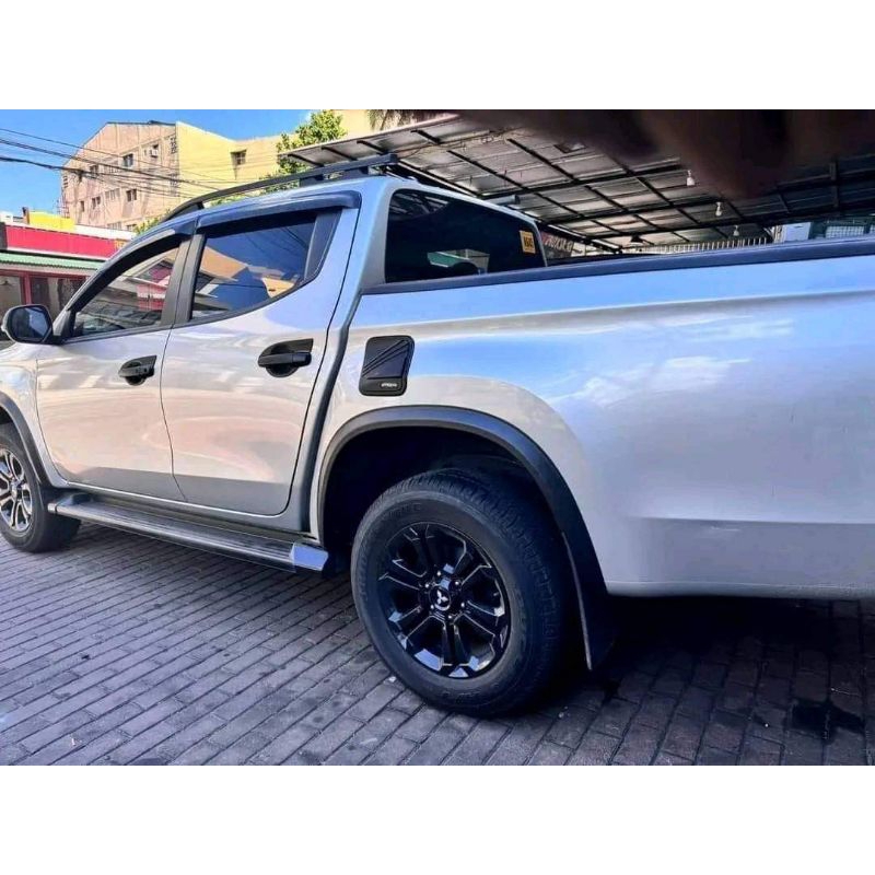 Mitsubishi Strada Slim fender Black series (2019-2023) | Shopee Malaysia