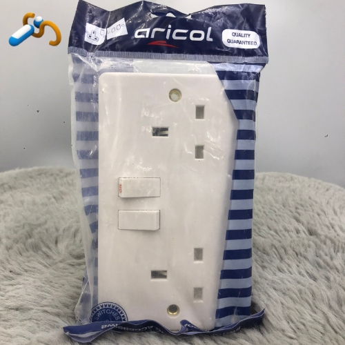 iCON Aricol/Kedbrooke/Novex 13A 2 Gang Switch Socket 250V 50/60Hz ...