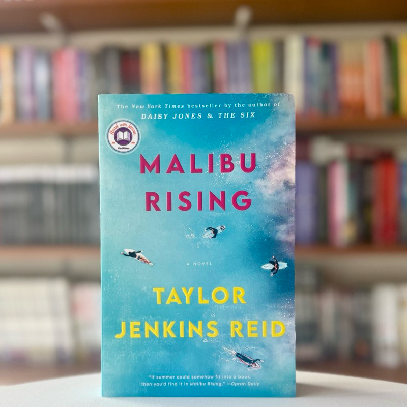Malibu Rising by Taylor Jenkins Reid | Shopee Malaysia