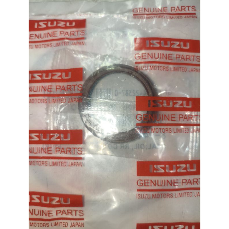 Rear Transmission Cover Oil Seal Isuzu 4JA1 Crosswind Hilander Sportivo ...