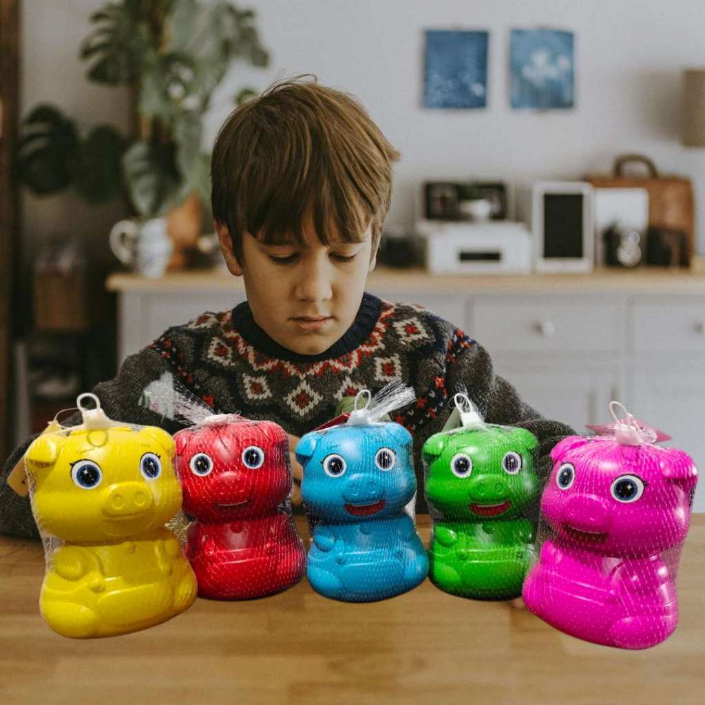 NEW 16.5CM CARTOON PIGGY BANK SMALL PLASTIC COINBANK RANDOM COLOR ...