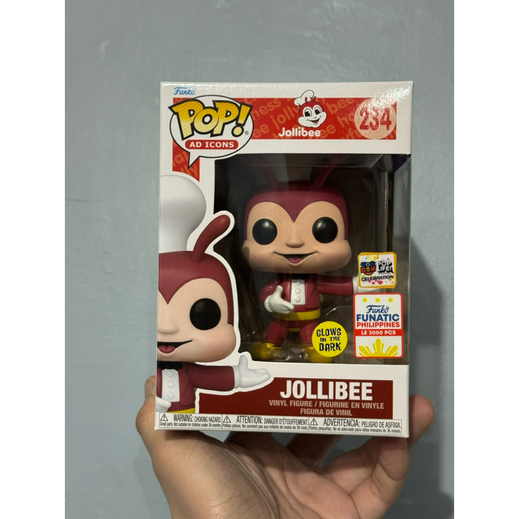 Toycon Exclusive Jollibee Funko Pop (Glow in the Dark Jollibee Funko ...