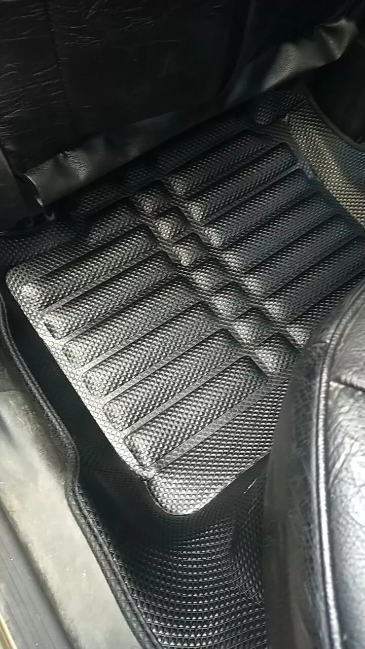Toyota Hilux car mat 2016-2025 Premium Diamond Deep Dish car Matting ...