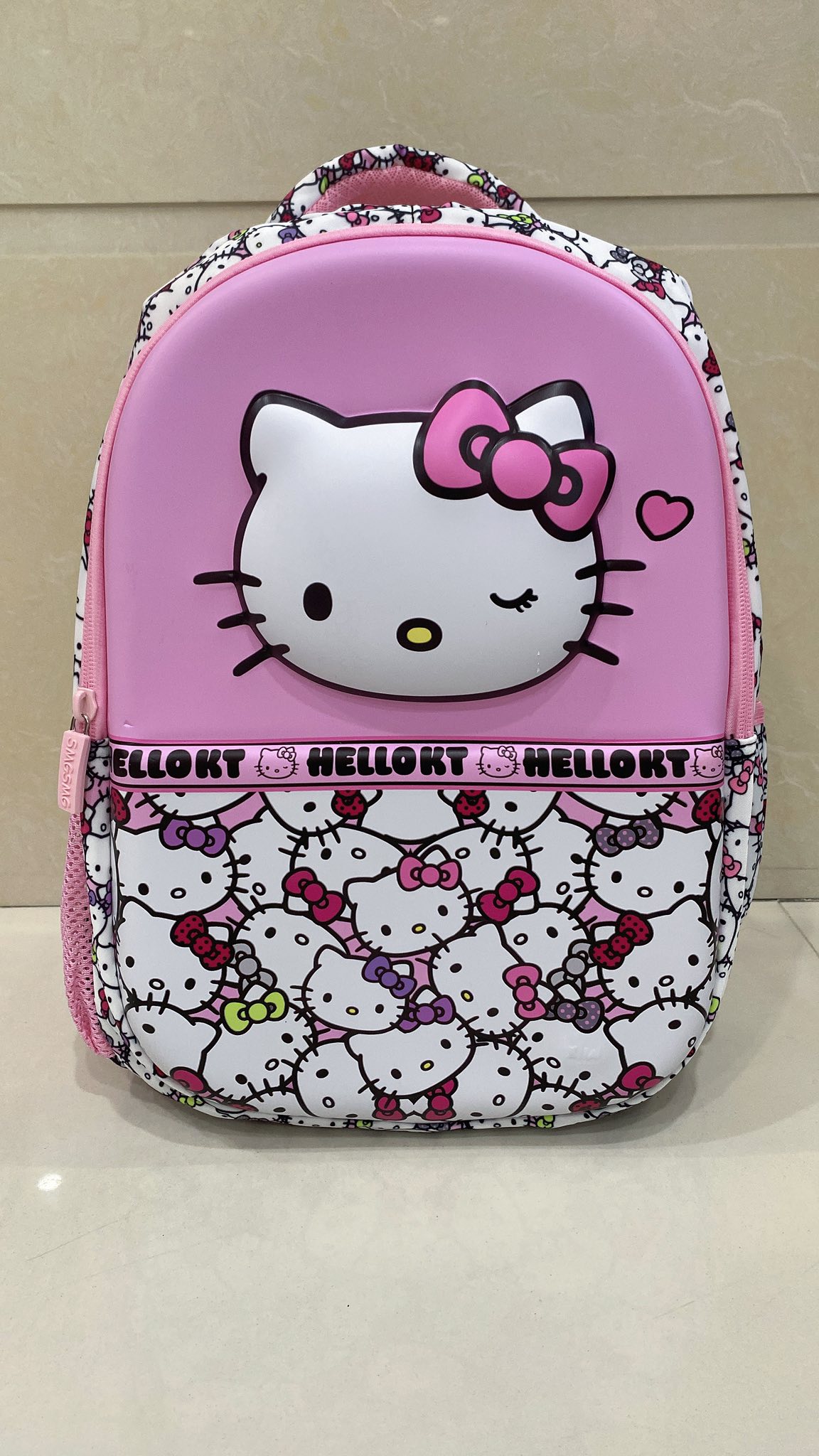 Smiggle Hello kitty Butterfly Unicorn Cat Rainbow Gabby Backpack 15Inch ...