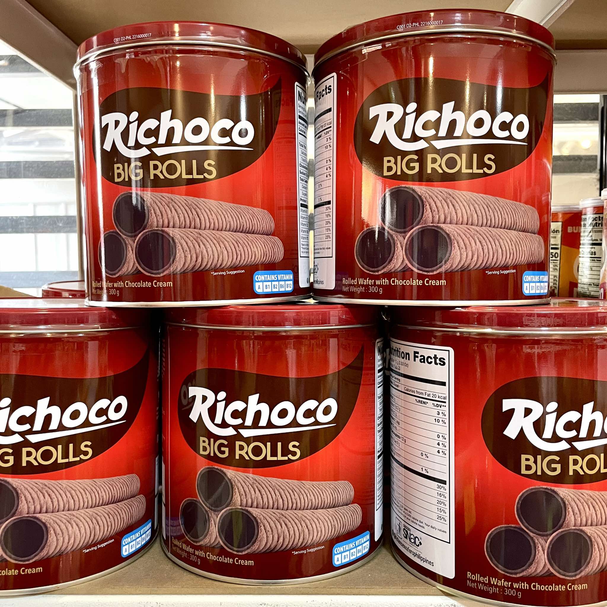 Richoco Big Rolls (300g) Rolled Wafer with Chocolate Cream | Shopee Malaysia