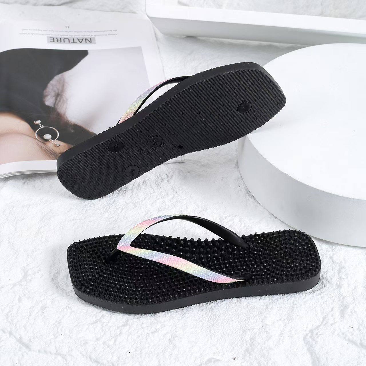 MX-SLIPPER Massage sole Bling strips Non-slip women's slippers flat ...