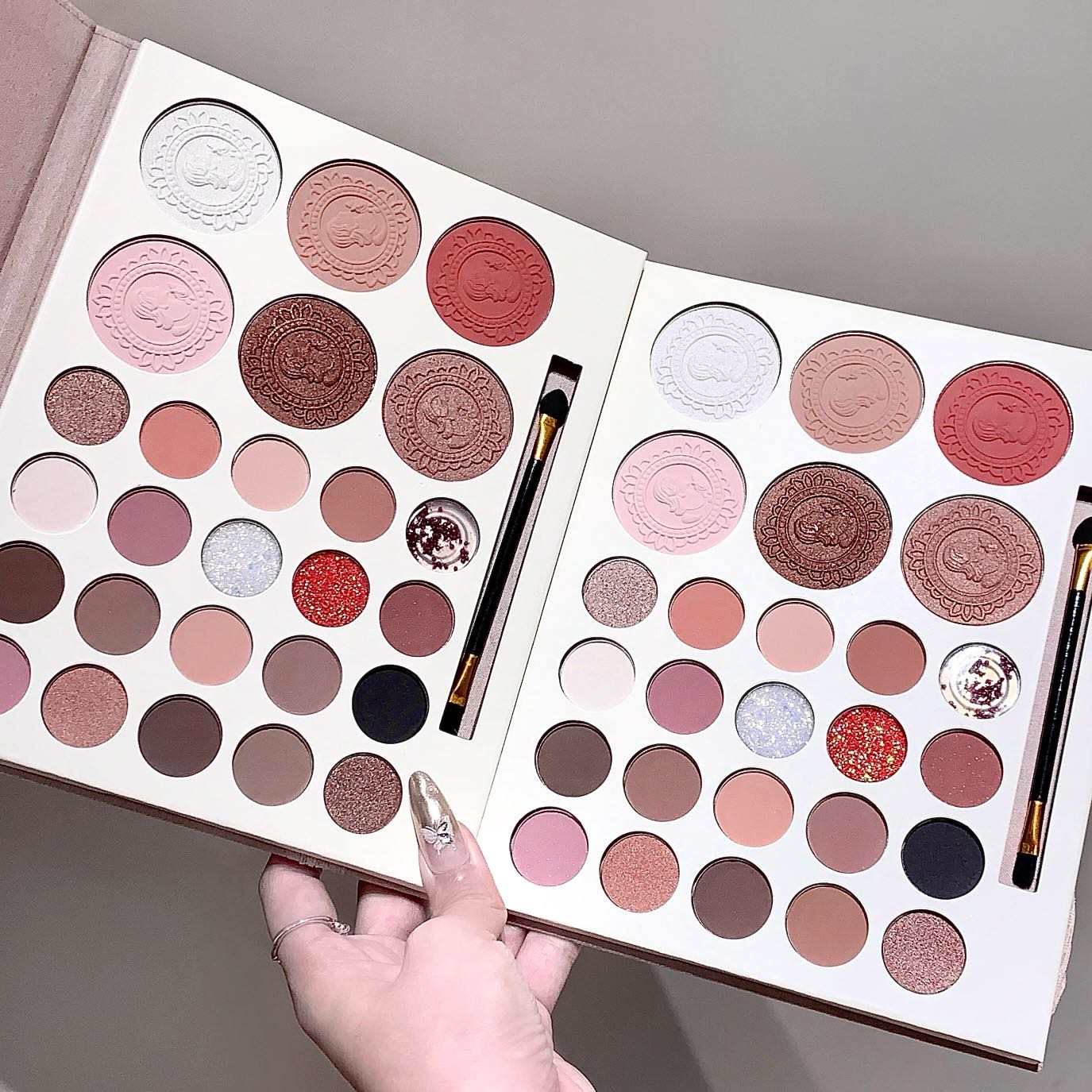 DW Spring BloomEyeshadow Palette 26-colors All-in-one Makeup Palette ...