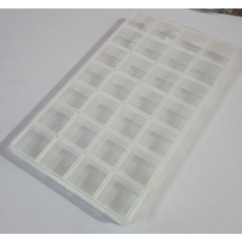 Storage box 28 compartment slot multipurpose plastic grid | Shopee Malaysia
