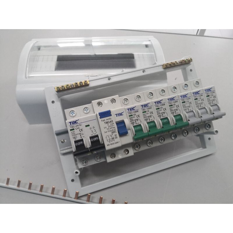 DB 13 C/W 40A 2P ELCB ＆ 40A 2P MCB ＆ 1P MCB *8PCS COPPER BAR （DB ...