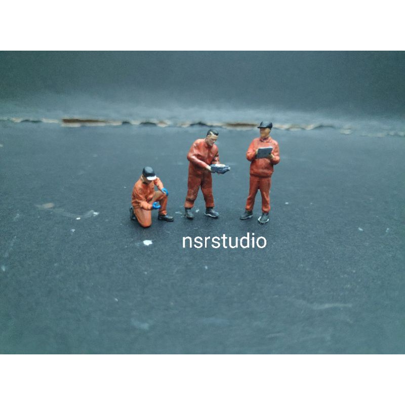 miniature mechanic crew set 1/64 | Shopee Malaysia