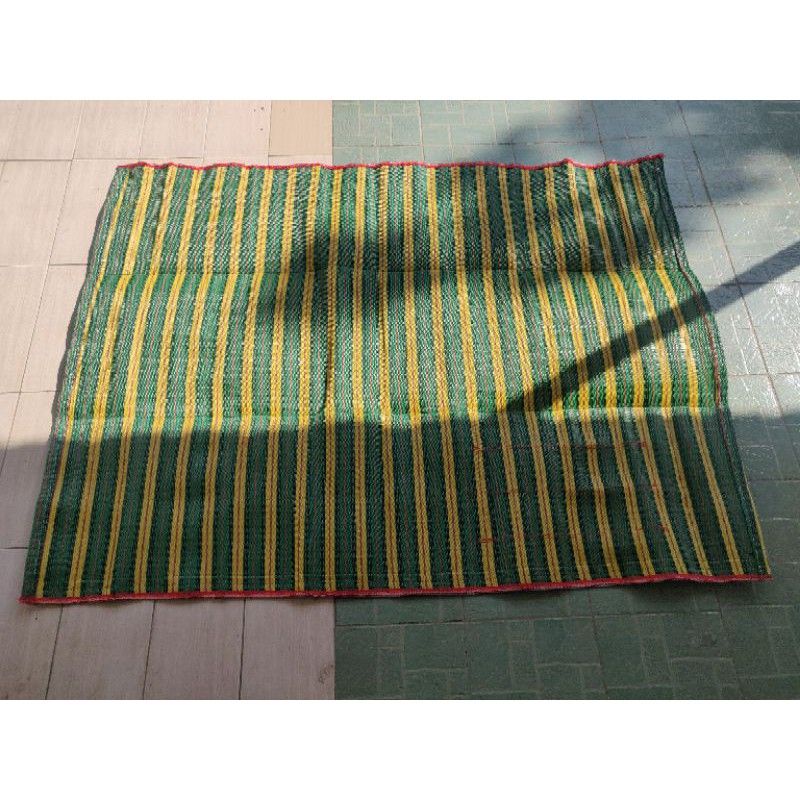 [TIKAR 2 LIPAT Panjang 10x6 kaki CAP DEER/RUSA] Tikar Berkelah Anyaman ...