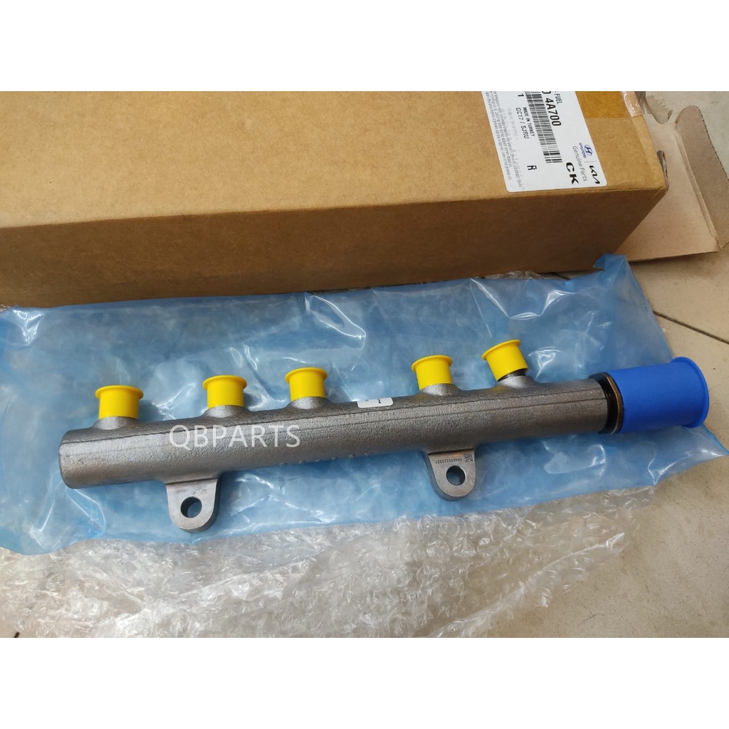HYUNDAI STAREX NEW MODEL (GENUINE) FUEL INJECTOR PIPE WITH SWITCH ...