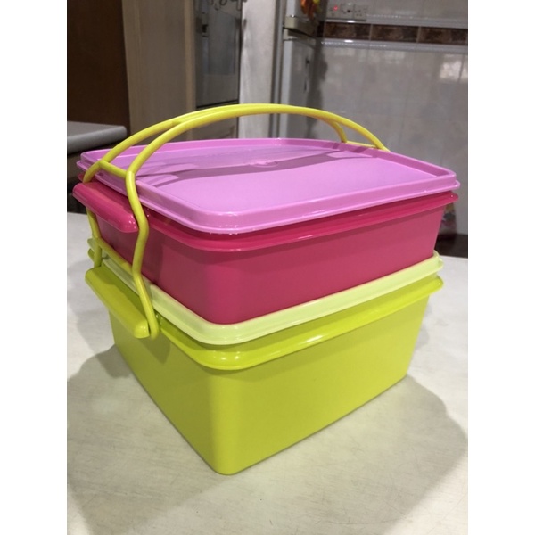 Tupperware Jumbo & Large Goody Box w/Cariolier | Shopee Malaysia